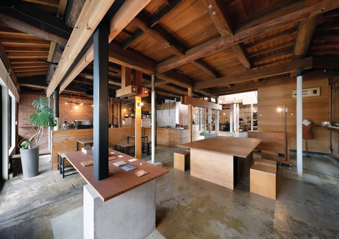 EMMA COFFEE - UUUU.FES.2022